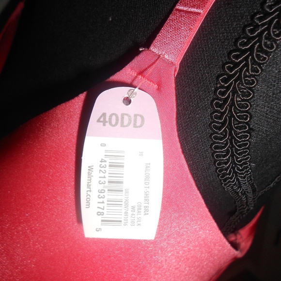 Secret Treasures | Intimates & Sleepwear | 2 Tshirt Bras 4 Ddd Or 38 ...